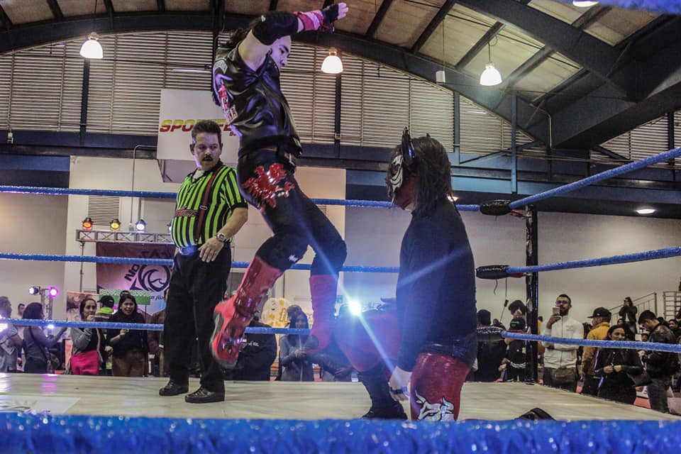 CAMILO CARDONA - EQUIPOS DE LUCHA LIBRE